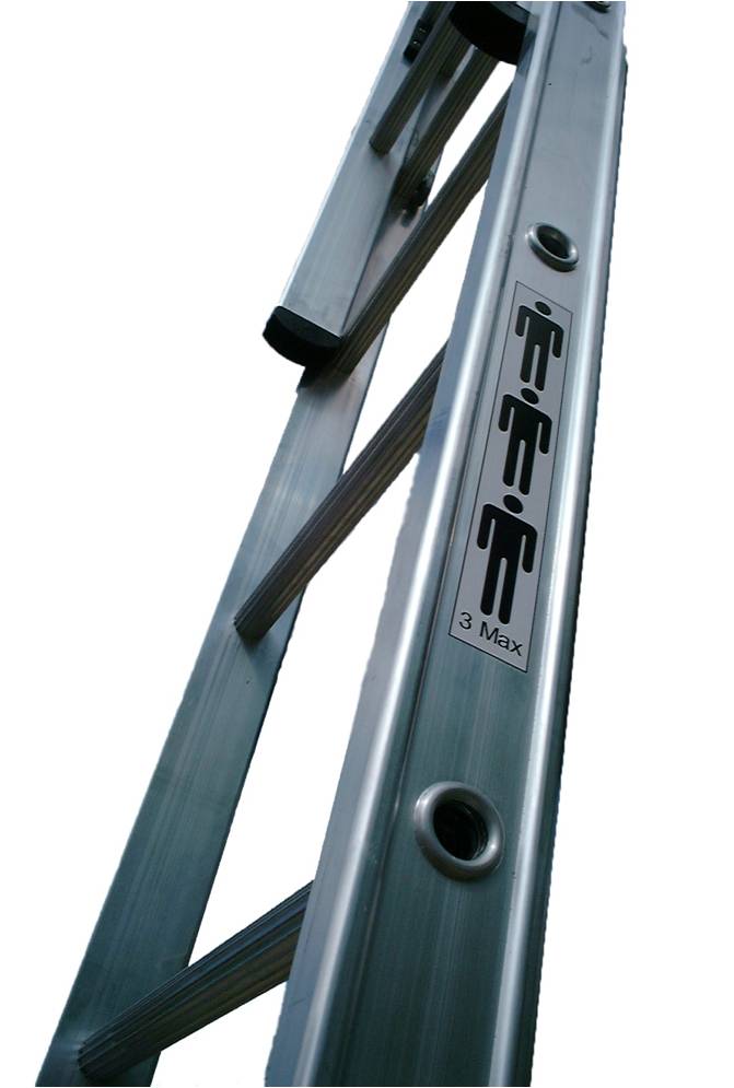 Bayley Short Triple Extension Ladder